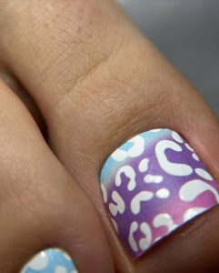 20 Stunning Purple Toe Nails Designs: From Pastel Marbling to Bold ...