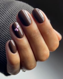 22 Discover Top Nail Colors for Brown Skin: Chic and Stylish Manicure Ideas